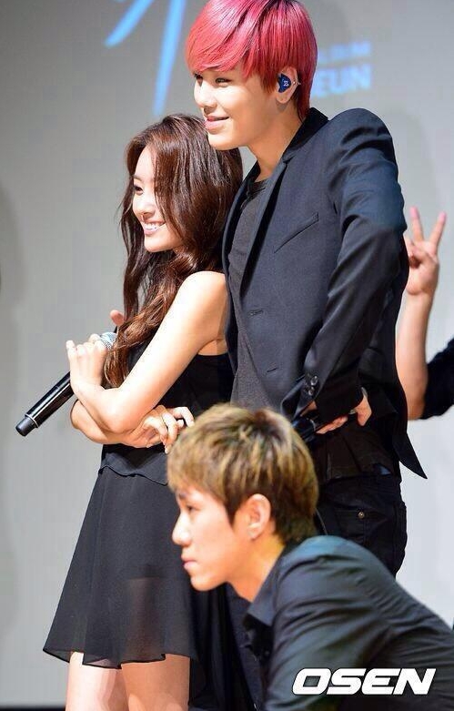 160cm 송지은,184cm젤로 힐/운동화 키차이.jpg - 인스티즈(instiz) 이슈 카테고리