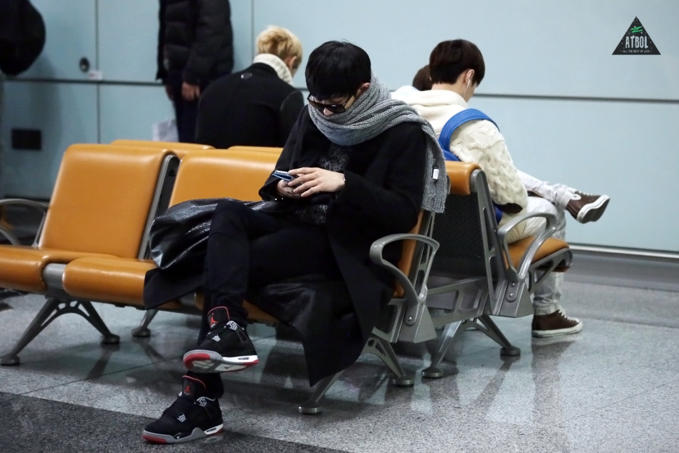 ㄱ [Mission] 공항에서 Mr.변을 만나 헤로인을 받아올 것. - 인스티즈(instiz) 엑소 카테고리