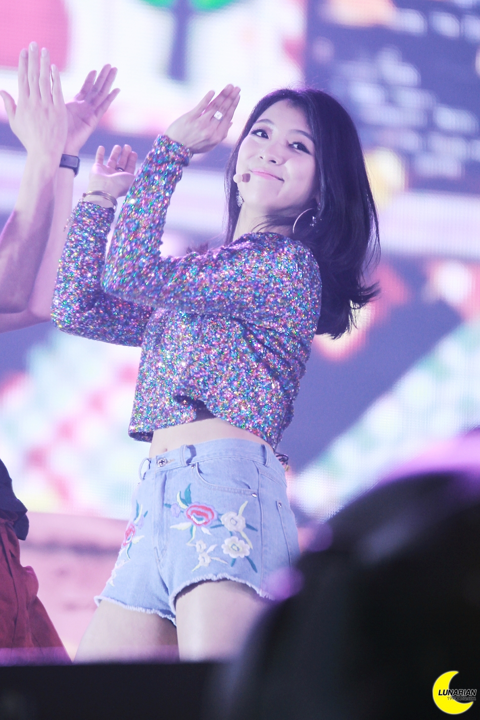 루나 사진 구하는 의사야 짤줍해~♡ (스녕..너는 LOVE♥) - 인스티즈(instiz) f(x) 카테고리