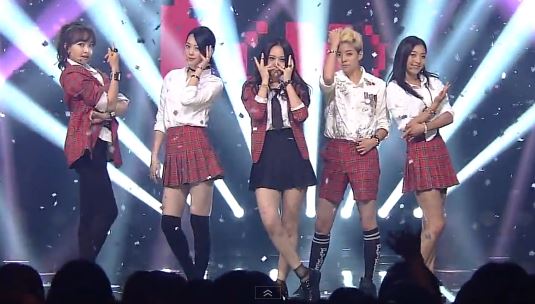 에프엑스 첫사랑니 무대의상 모음 (저화질발캡쳐주의, 사진크기다름주의) - 인스티즈(instiz) f(x) 카테고리