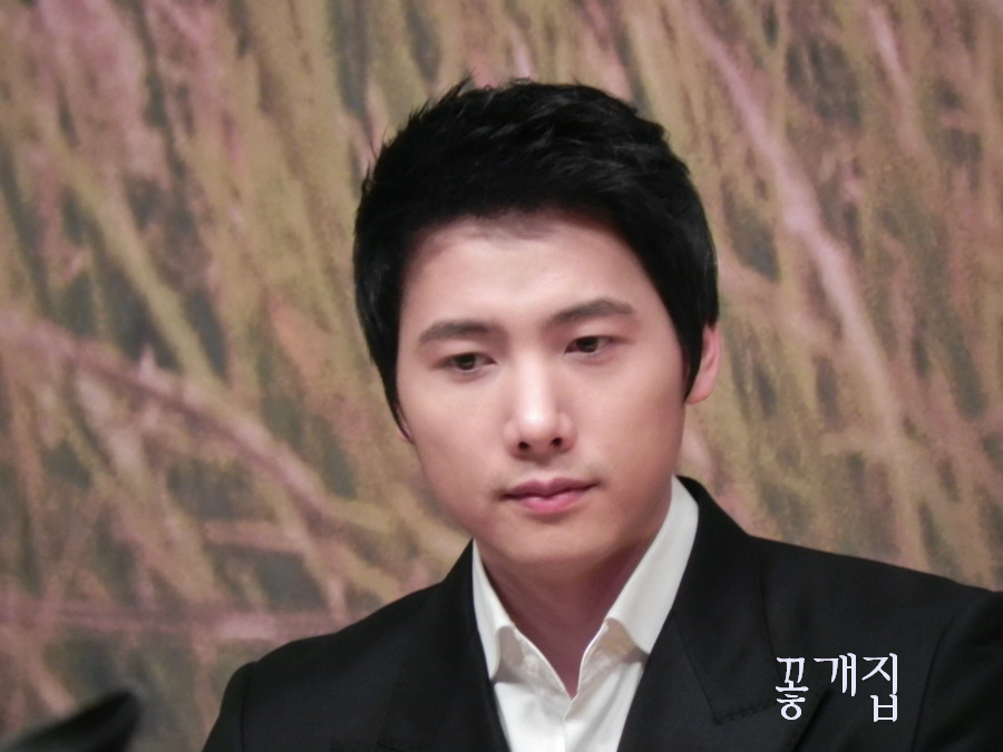 흔한_배우의_애장품.jyp 또르르.......... - 인스티즈(instiz) 이슈 카테고리