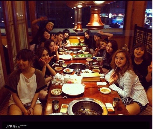 sm,jyp,yg 흔한 회식사진 - 인스티즈(instiz) 이슈 카테고리