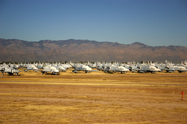 미국 비행기의 무덤.jpg - 인스티즈(instiz) 이슈 카테고리