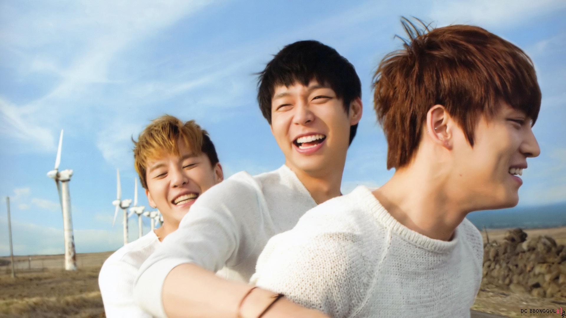 JYJ, 준수 코 닦아주는 유천 - 인스티즈(instiz) 이슈 카테고리