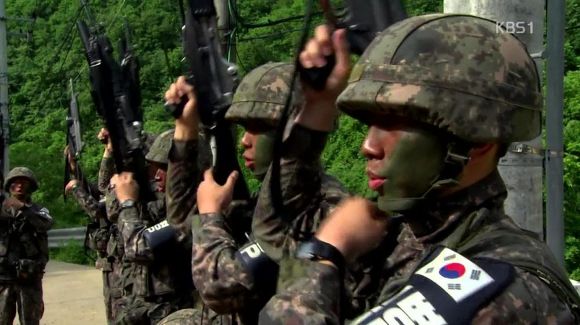 이걸보고도 군인들이 집지키는 개일까?(DMZ 다큐1편) - 인스티즈(instiz) 이슈 카테고리