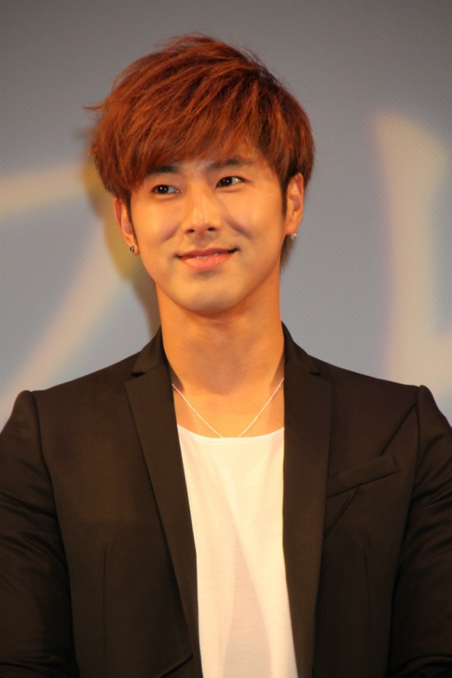 동방신기 사다코 3D 영화 시사회 방문 사진(놀람주의) - 인스티즈(instiz) 인티포털 카테고리