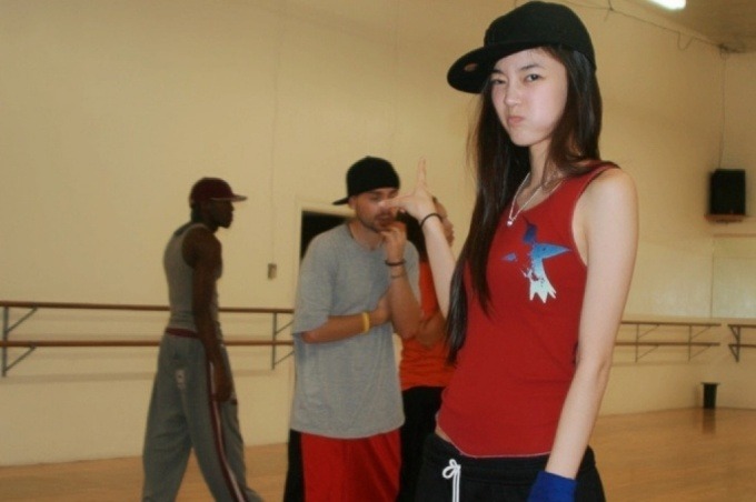 [US] 한국에서는 남자가 데이트 비용을 다 내는게 이상했어요 - 인스티즈(instiz) 이슈 카테고리