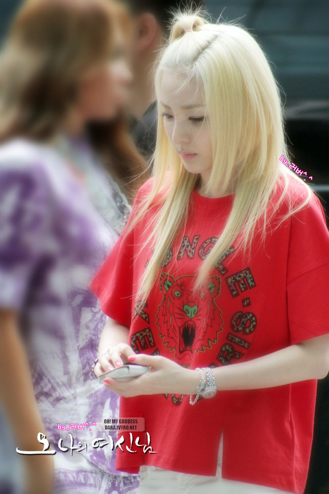 2NE1 산다라박 사복 직찍 모음 - 인스티즈(instiz) 인티포털 카테고리