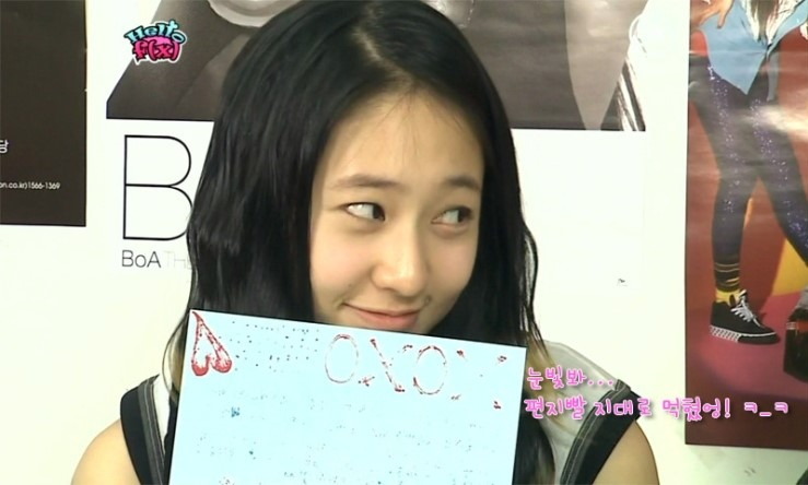 전혀 귀여울것 같지 않는 FX 크리스탈 정수정 - 인스티즈(instiz) 연예잡담 카테고리