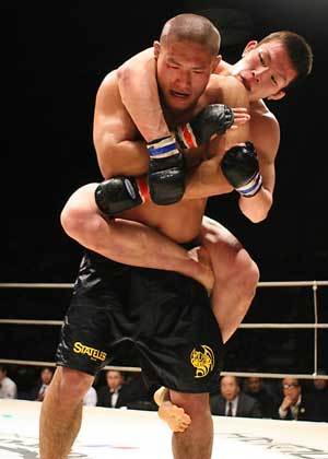 MMA 아오키 신야 '고고플라타'기술.swf - 인스티즈(instiz) 이슈 카테고리