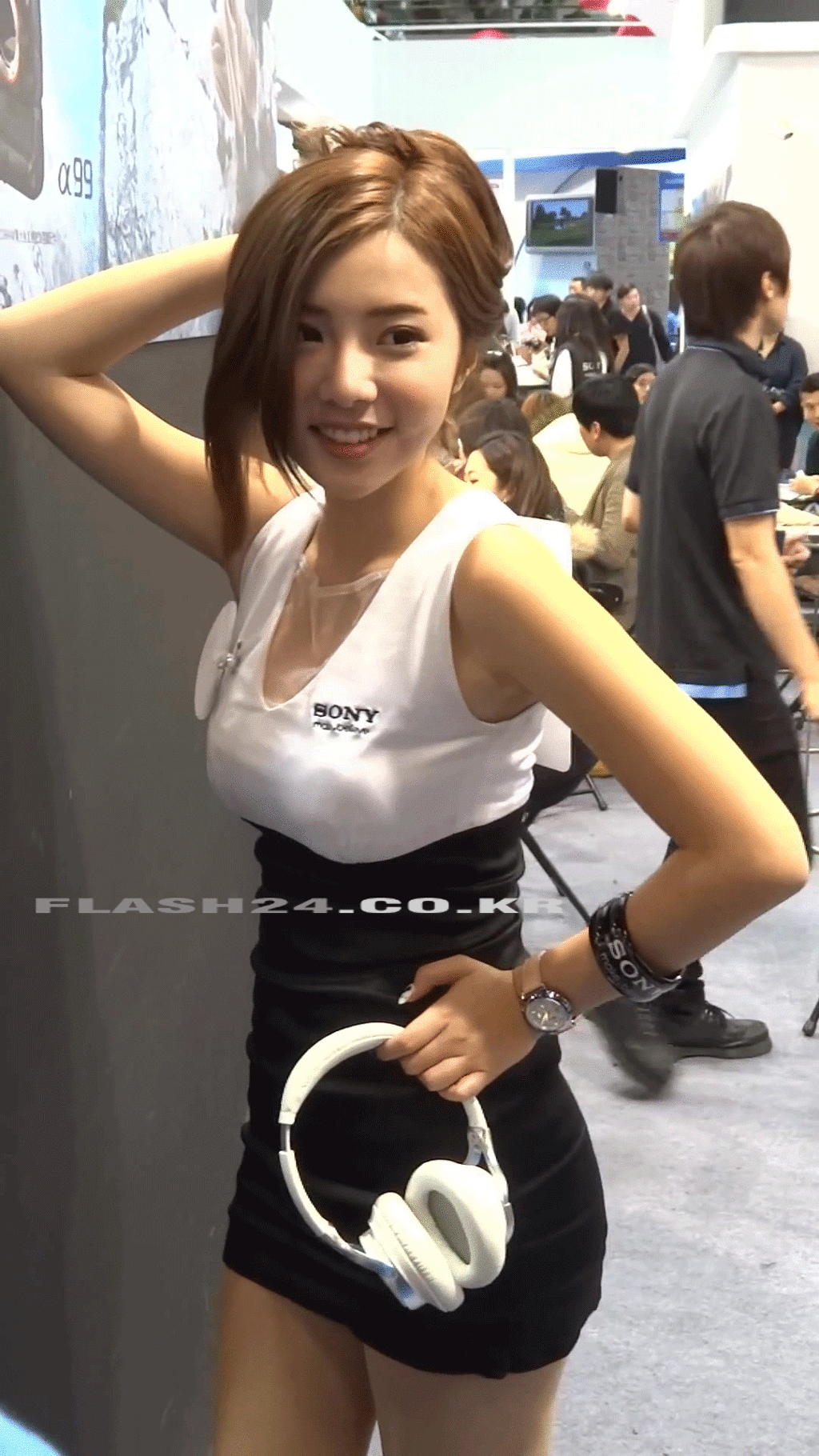 신세경 닮은 대만 SONY녀 .gif - 인스티즈(instiz) 이슈 카테고리