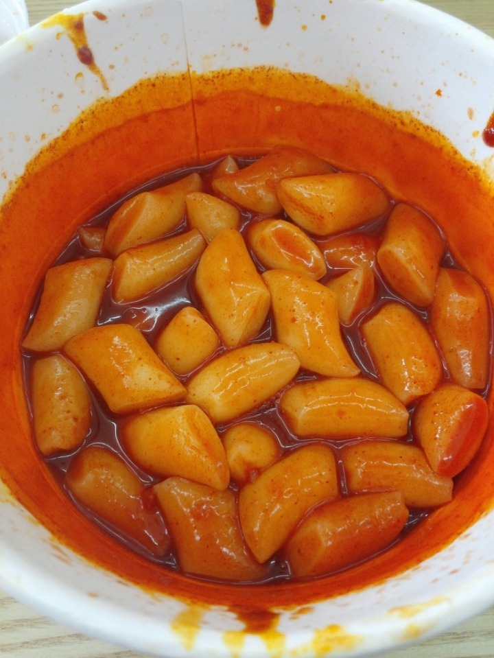 요즘 핫한 CU 떡볶이.jpg - 인스티즈(instiz) 이슈 카테고리