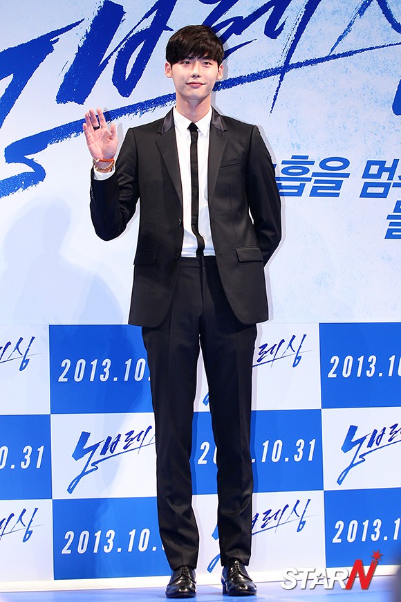 키 180 김수현 vs 키 186 이종석 - 인스티즈(instiz) 인티포털 카테고리