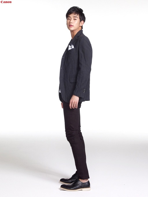 키 186 이종석 비율 + 외모 vs 키 180 김수현 비율 + 외모 - 인스티즈(instiz) 이슈 카테고리