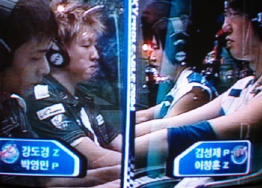 {추억의 스타리그} sky 프로리그 2004 1라운드 / 한빛 스타즈 vs sk 텔레콤 T1 - 인스티즈(instiz) 이슈 카테고리