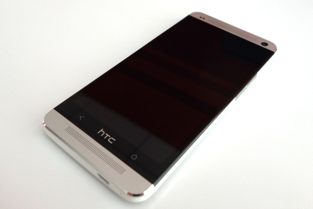 우리나라에 못들어오는 스마트폰들 - 인스티즈(instiz) 이슈 카테고리