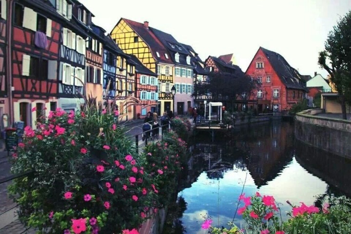 하울의움직이는성 배경의모티브 프랑스의도시 Colmar - 인스티즈(instiz) 이슈 카테고리