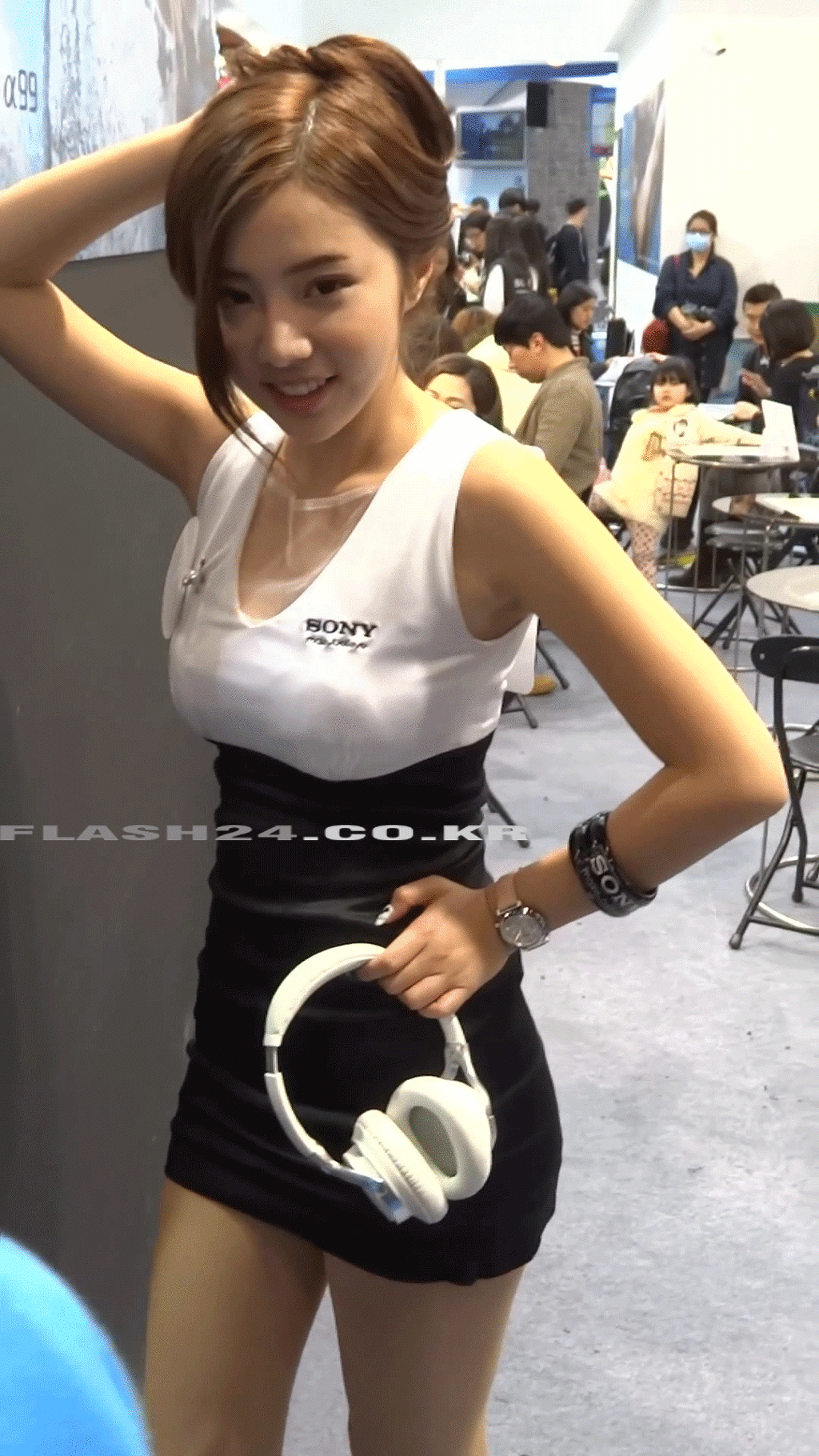 신세경 닮은 대만 SONY녀 .gif - 인스티즈(instiz) 이슈 카테고리