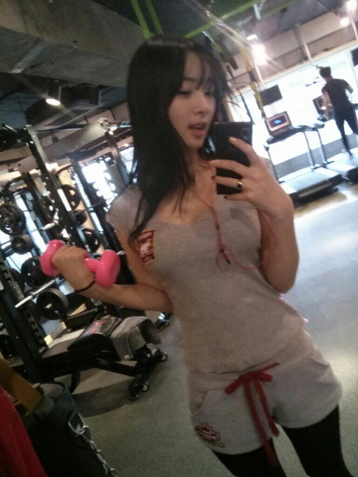 EPL 끝났으니 다들 자겠지? - 인스티즈(instiz) 이슈 카테고리